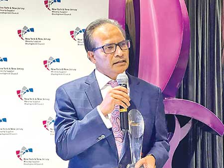Aziz Ahmad wins US award in New York