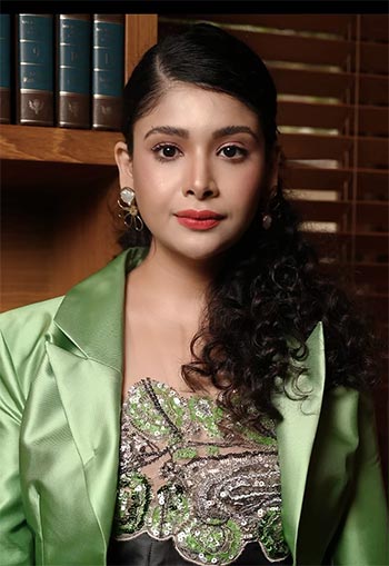 Azeeza Khan joins the rank of young global leader